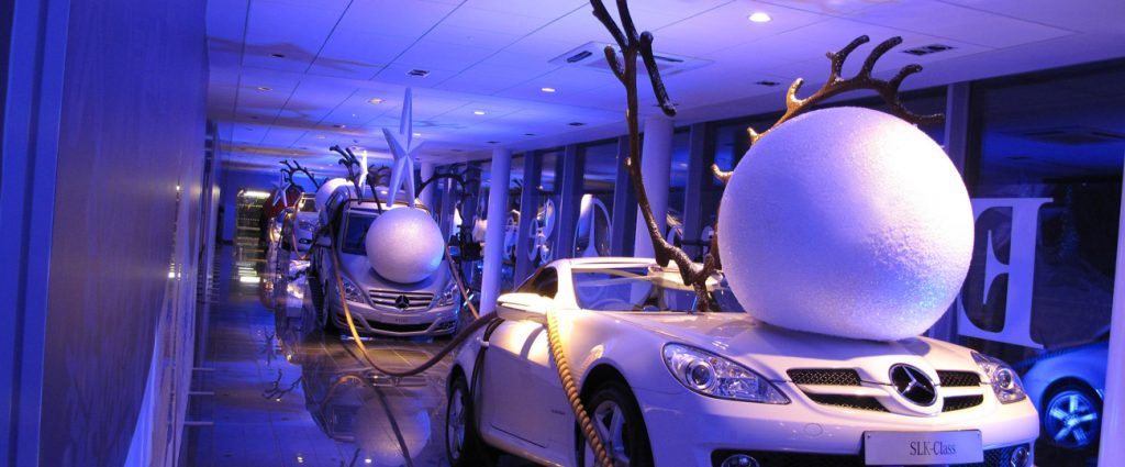 Mercedes-Benz Christmas Window Display - Model Makers Bristol / Amalgam ...